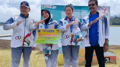 Pedayung Kabupaten Bekasi Raih 3 Medali Emas di Porprov Jabar 2022 – matafakta.com
