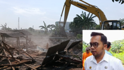 Sempat Molor, Bangli di Gerbang Timur Perum VGH Akhirnya Dibongkar – matafakta.com